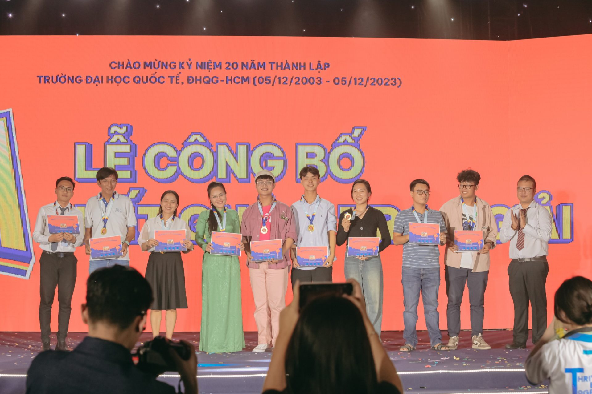 Tổng kết giải chạy trực tuyến chào mừng 20 năm thành lập trường Đại học ...